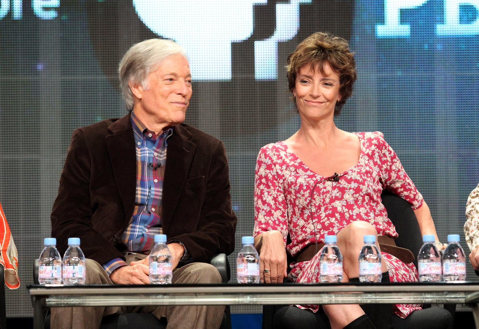 Как выглядят Мэгги и Ральф де Брикассар из «Поющих в терновнике» через ...